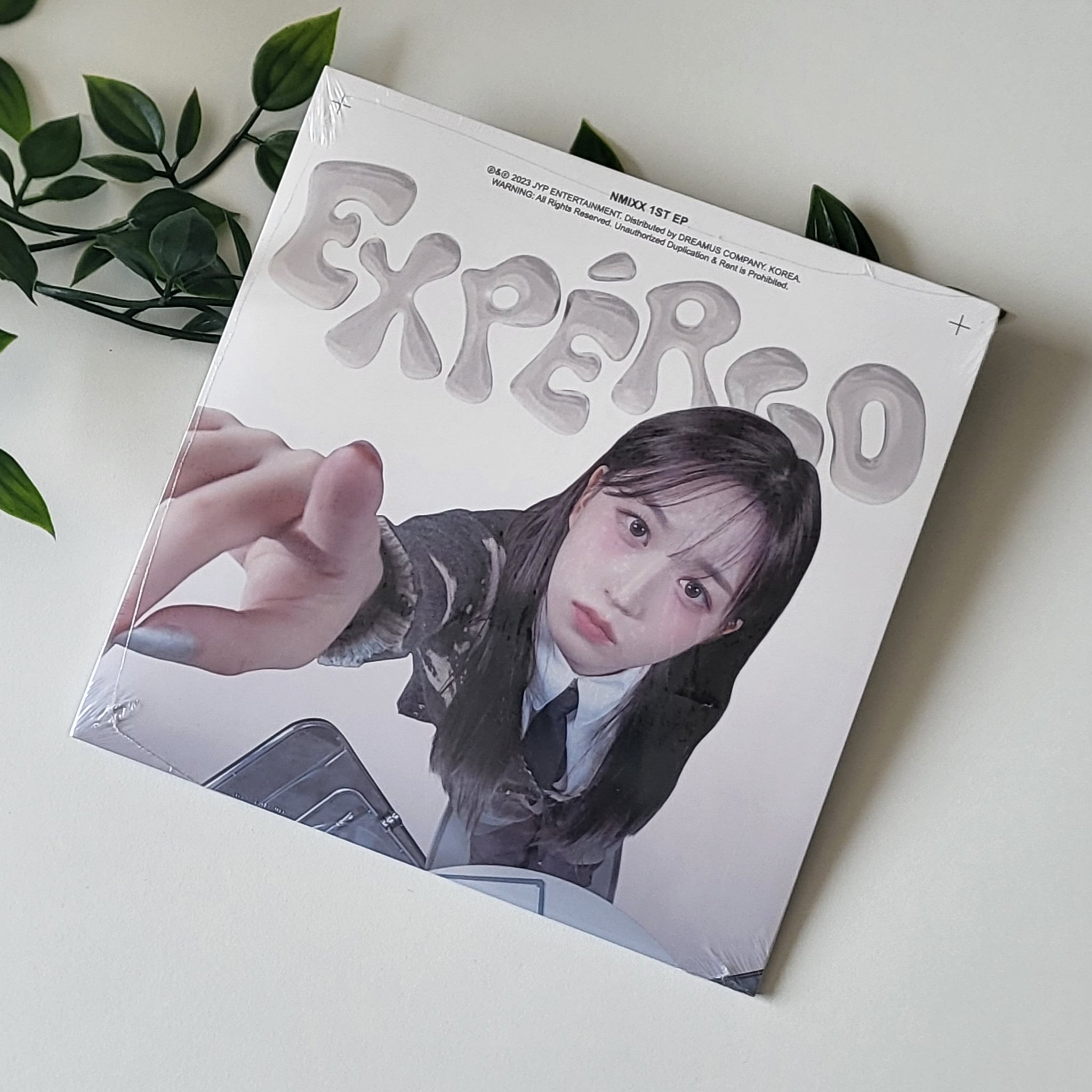 NMIXX - EXPERGO [DIGIPACK VER.] (6 VERSIONS) – LightUpK